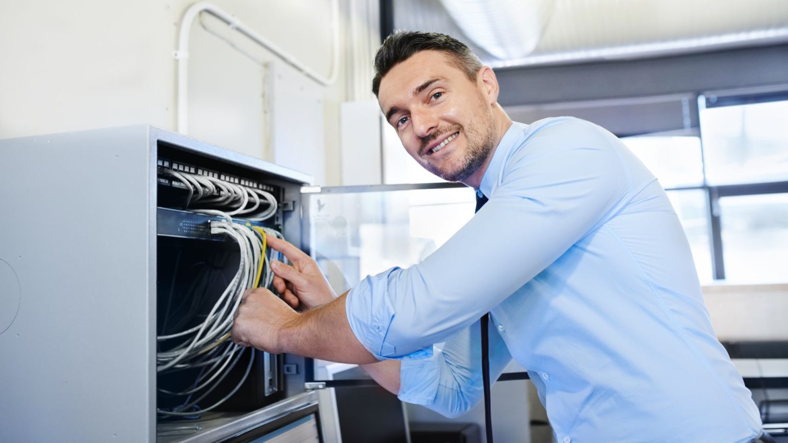 Hosted VoIP Installation: The Process | Jaxcom VoIP